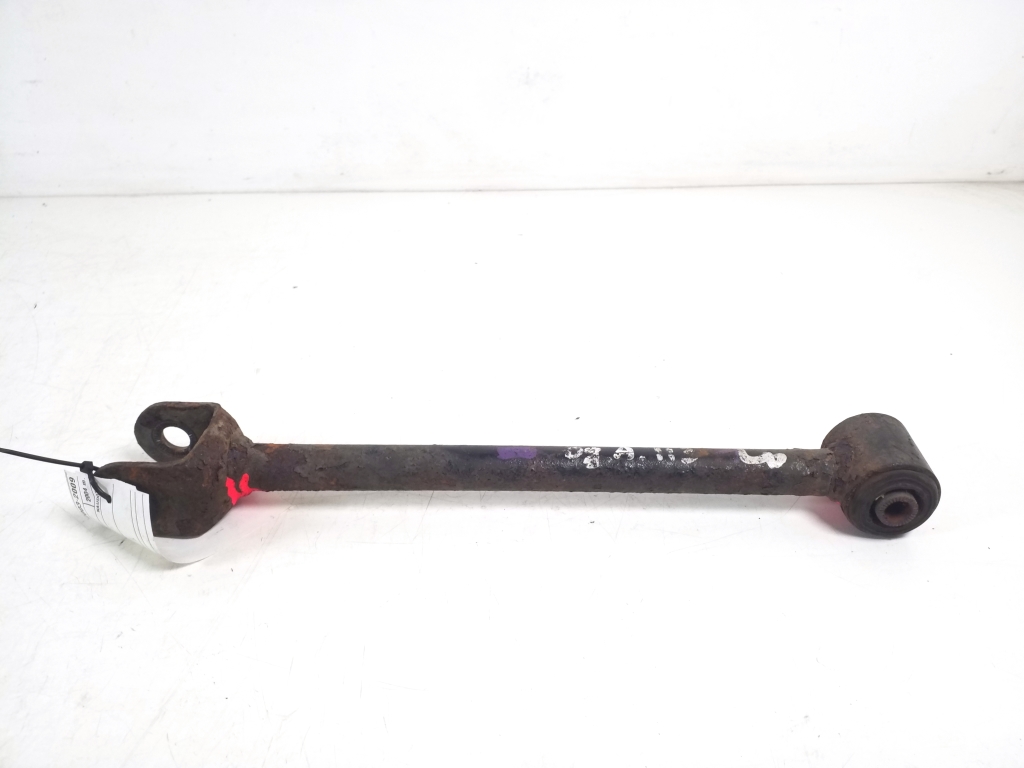 Used LEXUS RX The rear axle pulled 48710-48050