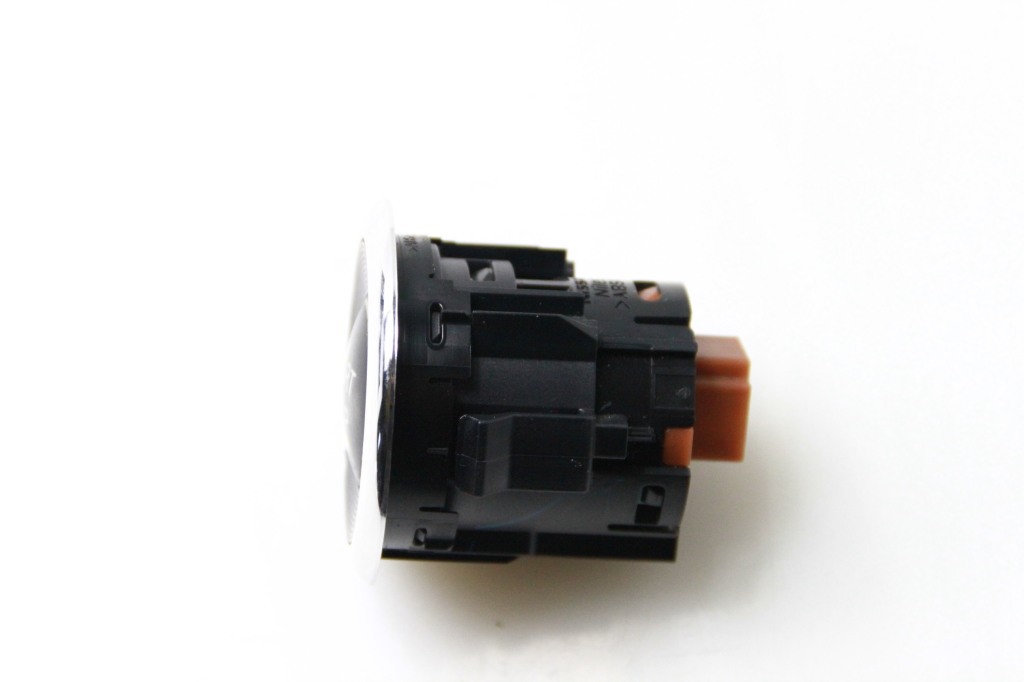 Used NISSAN Qashqai Ignition switch 2859031A0A