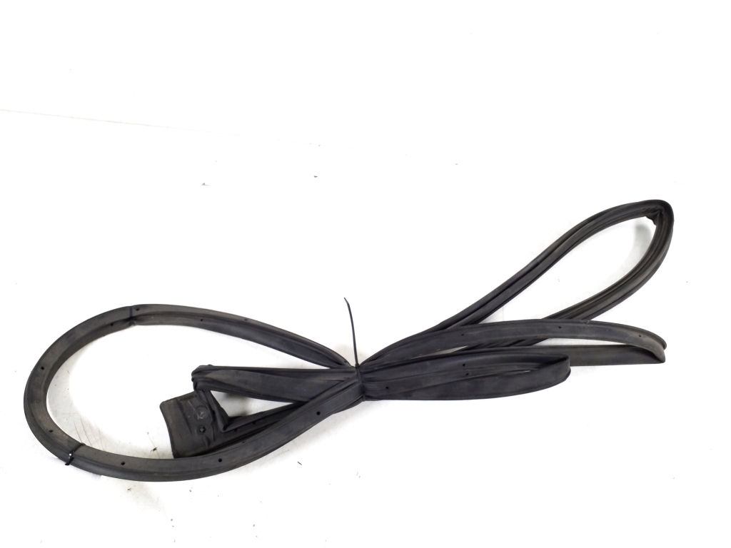 Naudotas LEXUS RX Galinių šoninių durų sandarinimo guma ant durų 67871 ...