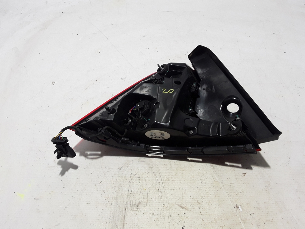 Used VOLVO S60 Rear corner lamp 31468193