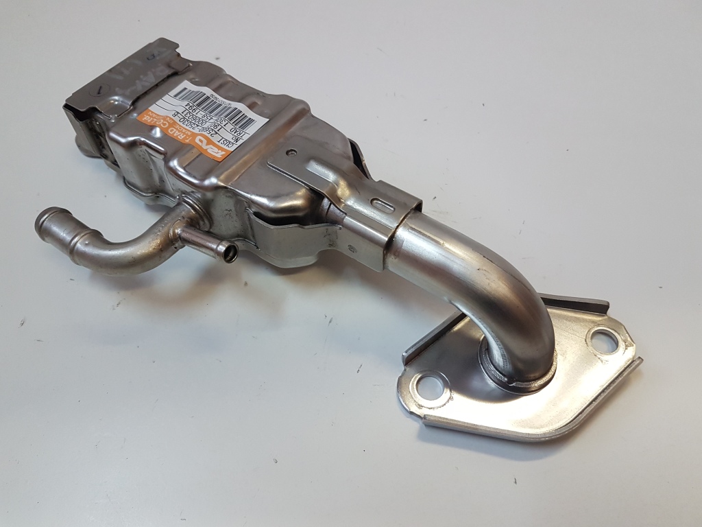 Used TOYOTA RAV 4 EGR valve cooler 25680-25030-B
