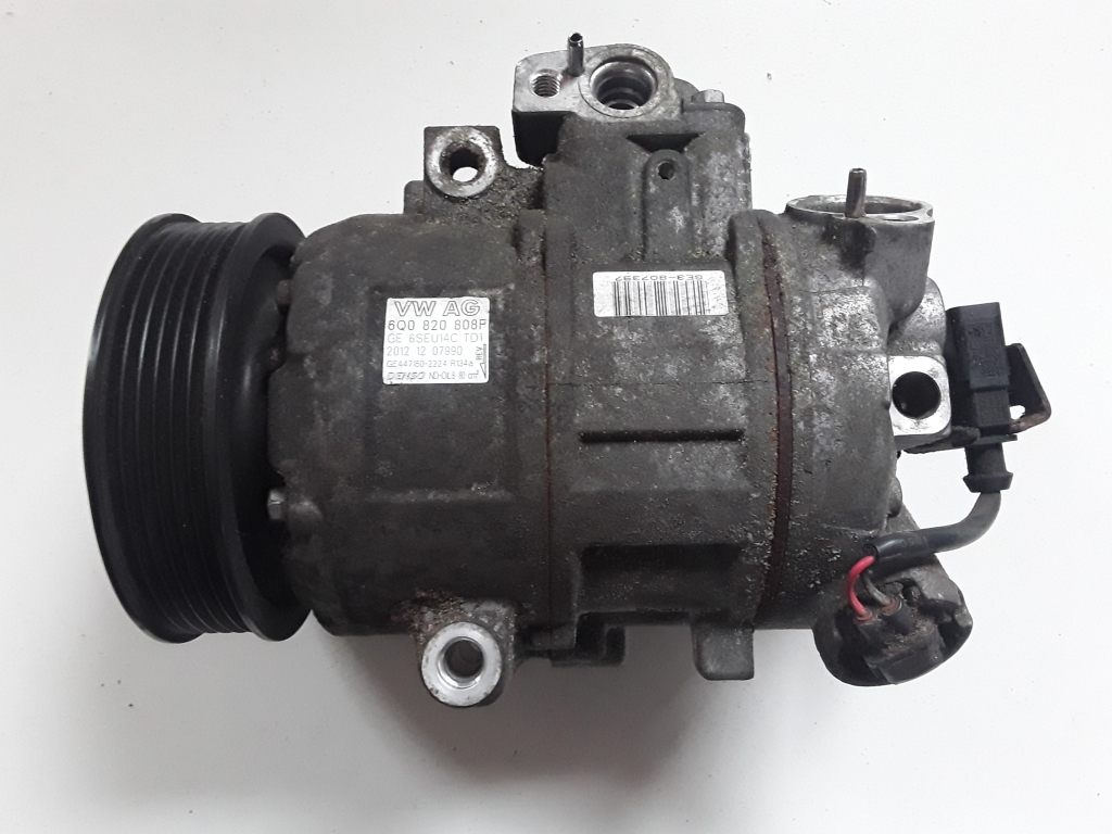 Naudotas Volkswagen Polo Kondicionieriaus kompresorius 6Q0820808F