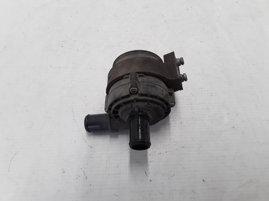 Used RENAULT Megane Circulation pump 144B00004R
