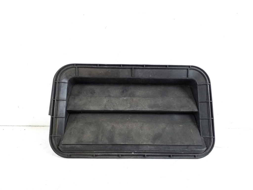 Used LEXUS RX Rear wing ventilation grille 62931-33020