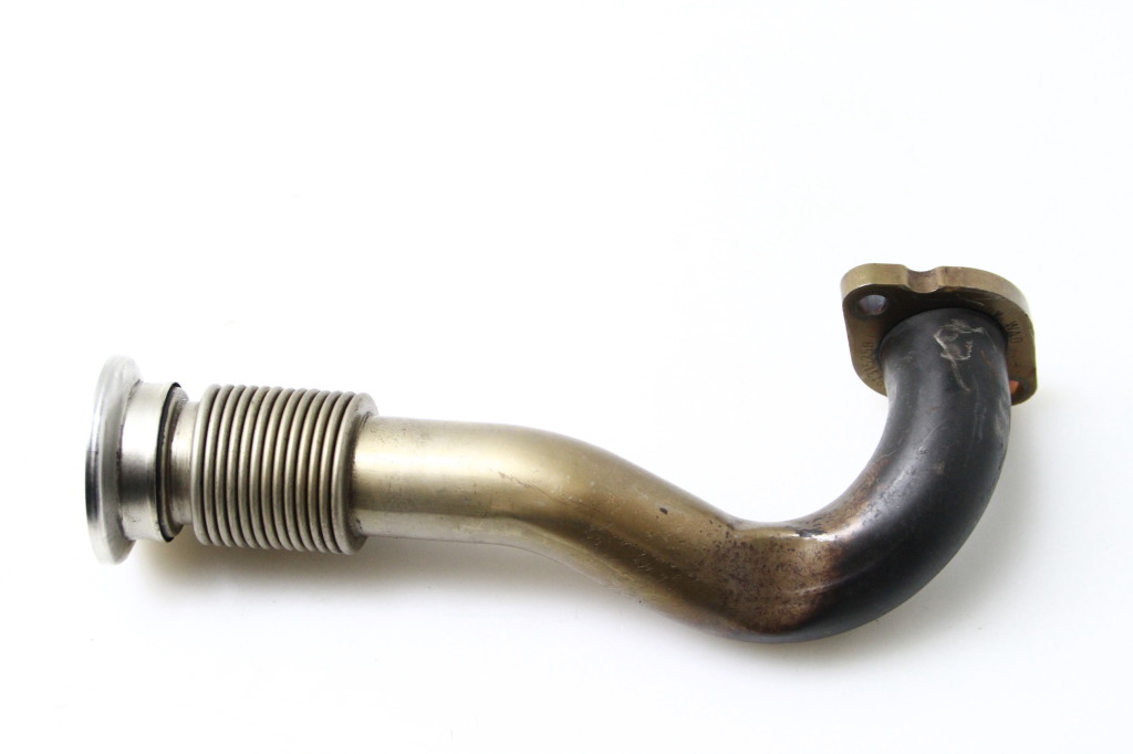 Used AUDI A6 EGR valve pipe 059131525BJ