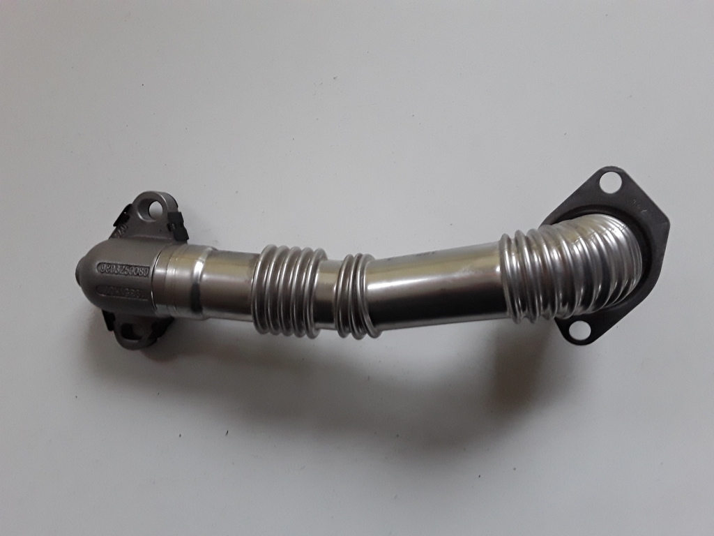 Used Peugeot 208 EGR valve pipe 9803250080