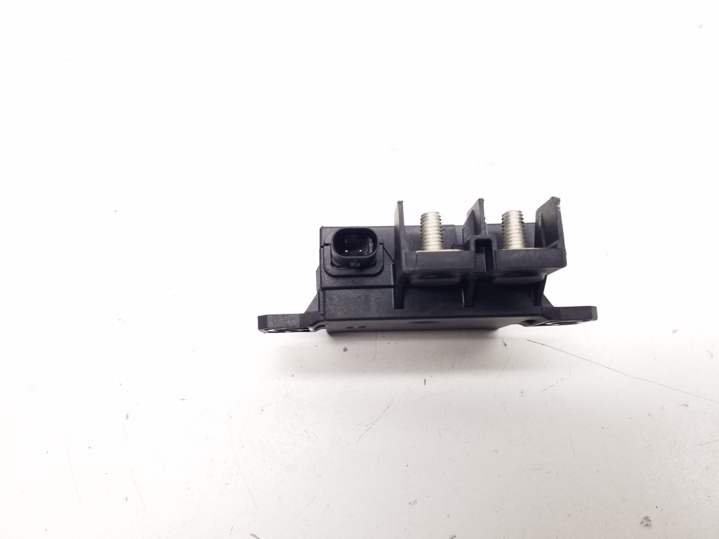 Used Mercedes Benz E-Class Relay a0009822023
