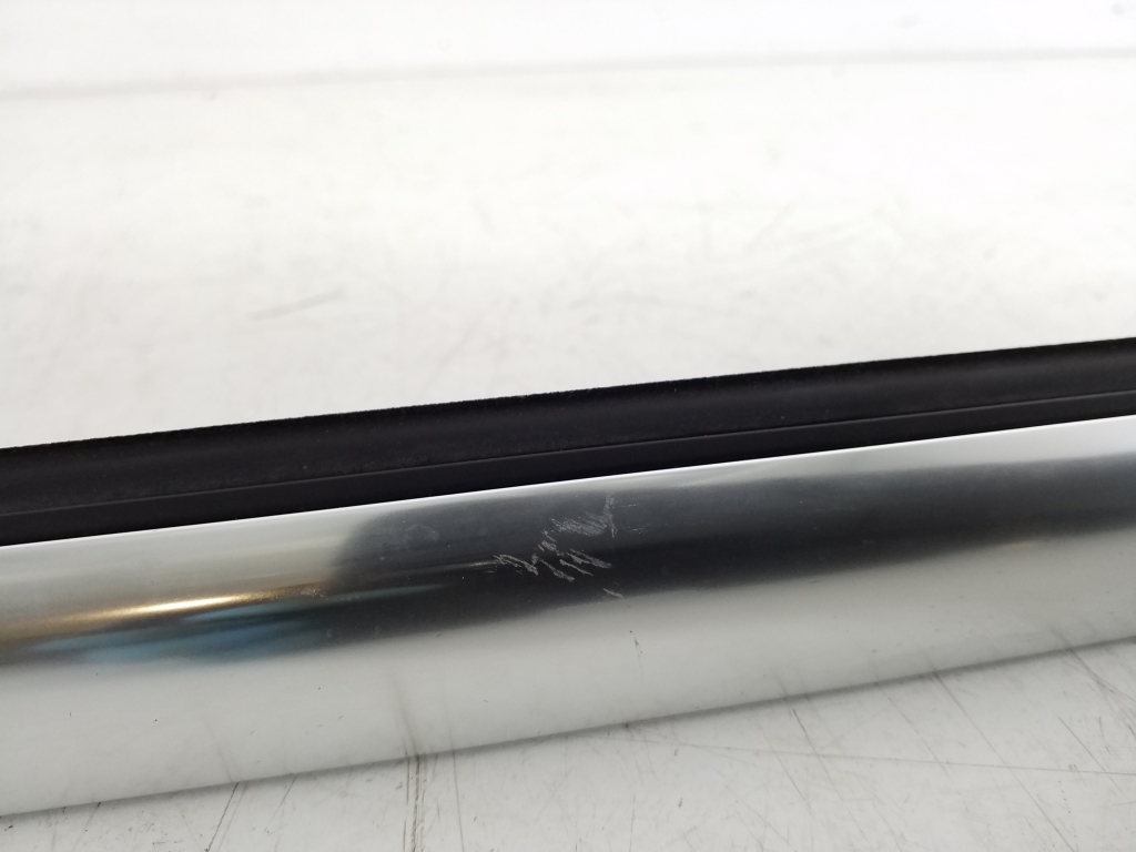 Used Mercedes Benz A-Class Front door strip to the glass exterior ...