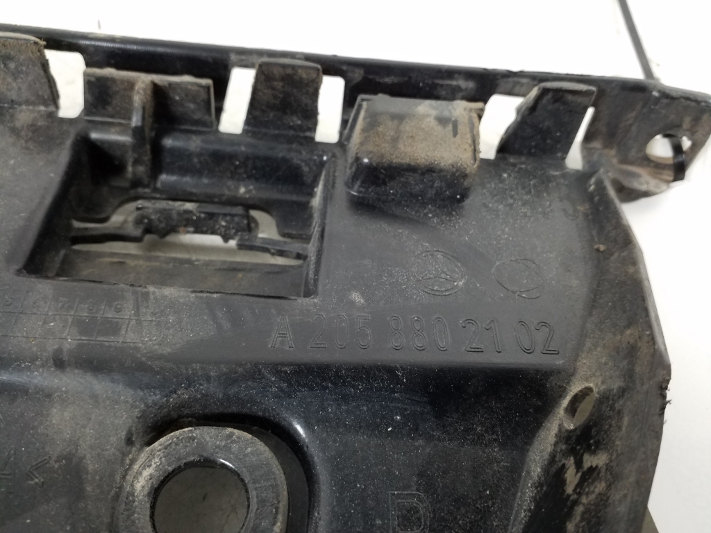 Used Mercedes Benz C-Class Rear bumper bracket A2058802102