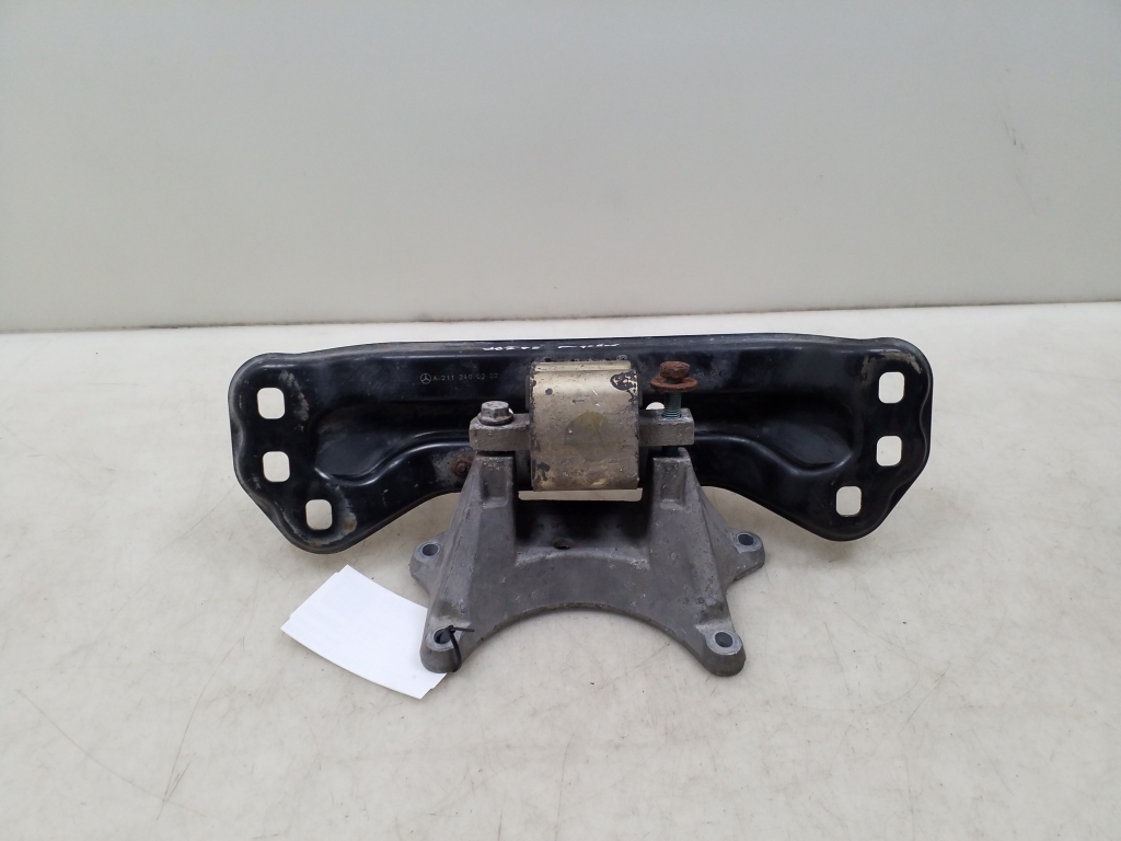Used Mercedes Benz S-Class Gearbox holder A2112420340