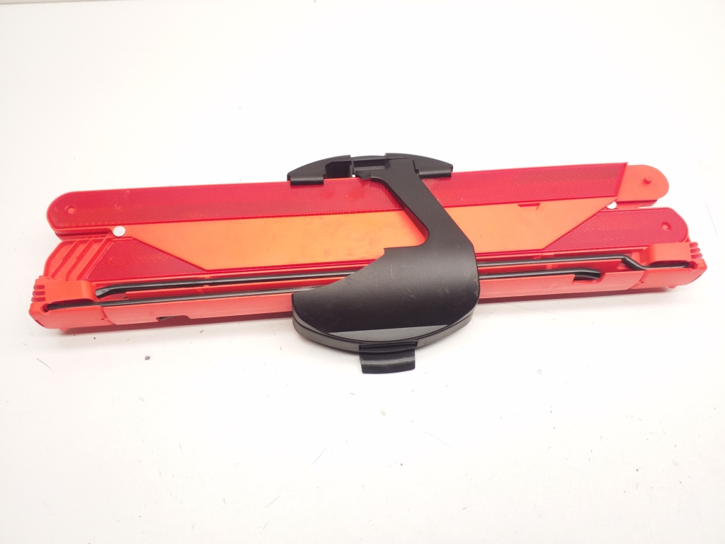 Used Mercedes Benz E-Class Emergency signs A2048900114