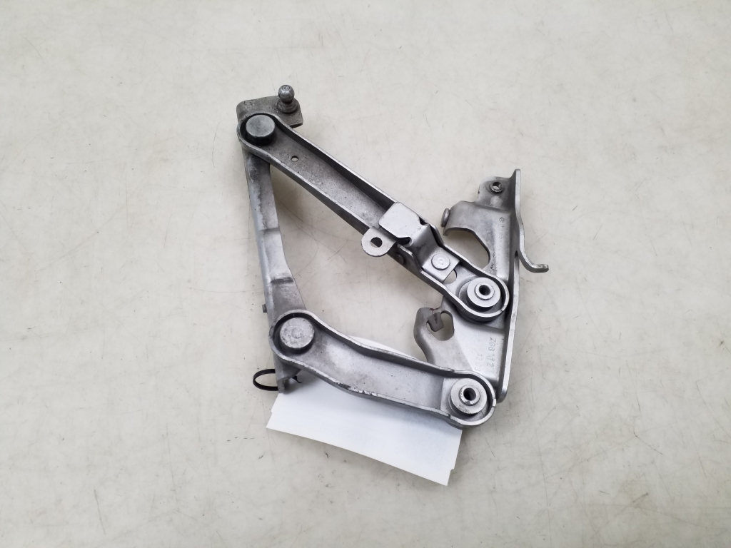 Used Mercedes Benz E-Class Engine cover hinge A2118800228