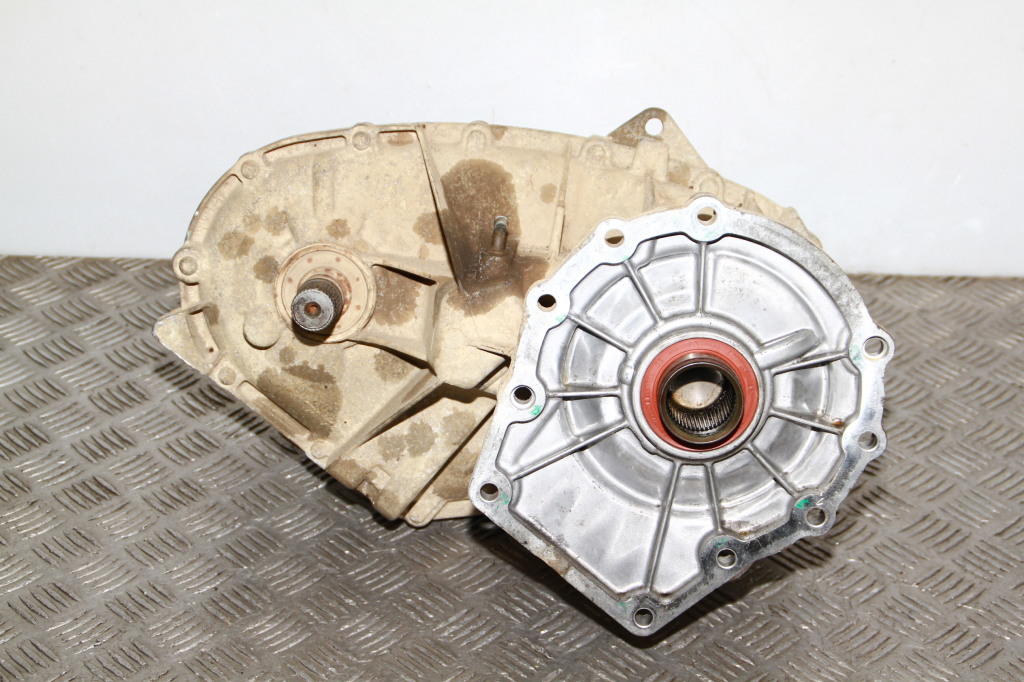 Used Volkswagen Amarok Distribution box and its details 0C7341010G