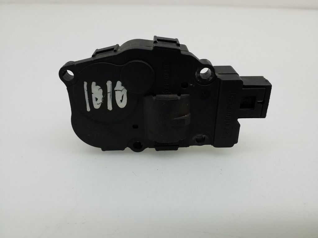 Used Mercedes Benz S-Class Interior shoulder valve motor A2218200042