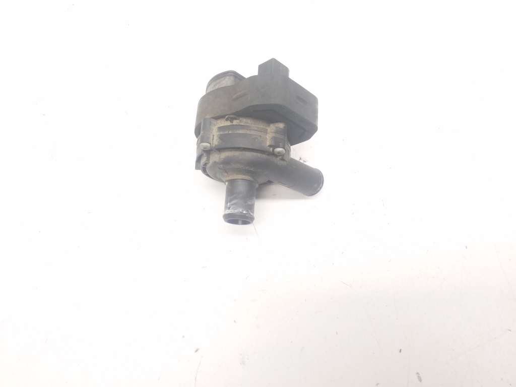 Used Mercedes Benz E-Class Circulation pump A2118350028