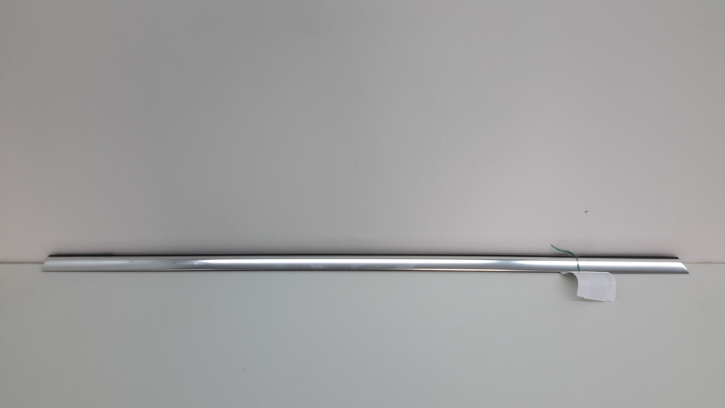 Used Mercedes Benz B-Class Rear side door strip to glass outer A2467350182