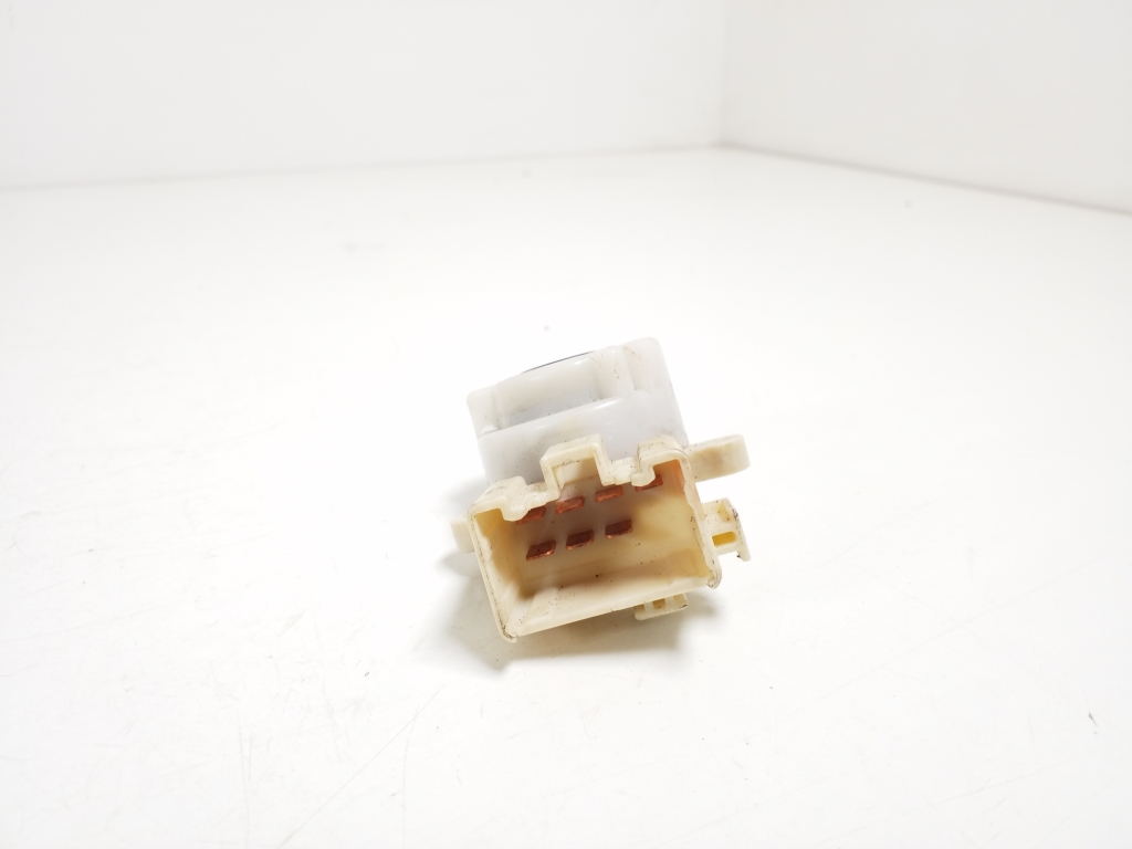 Used TOYOTA Avensis Verso Ignition lock contacts 84450-12200