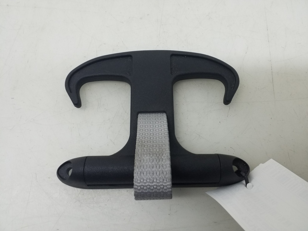 Used Mercedes Benz S-Class Other detail of the trunk interior A2218140001