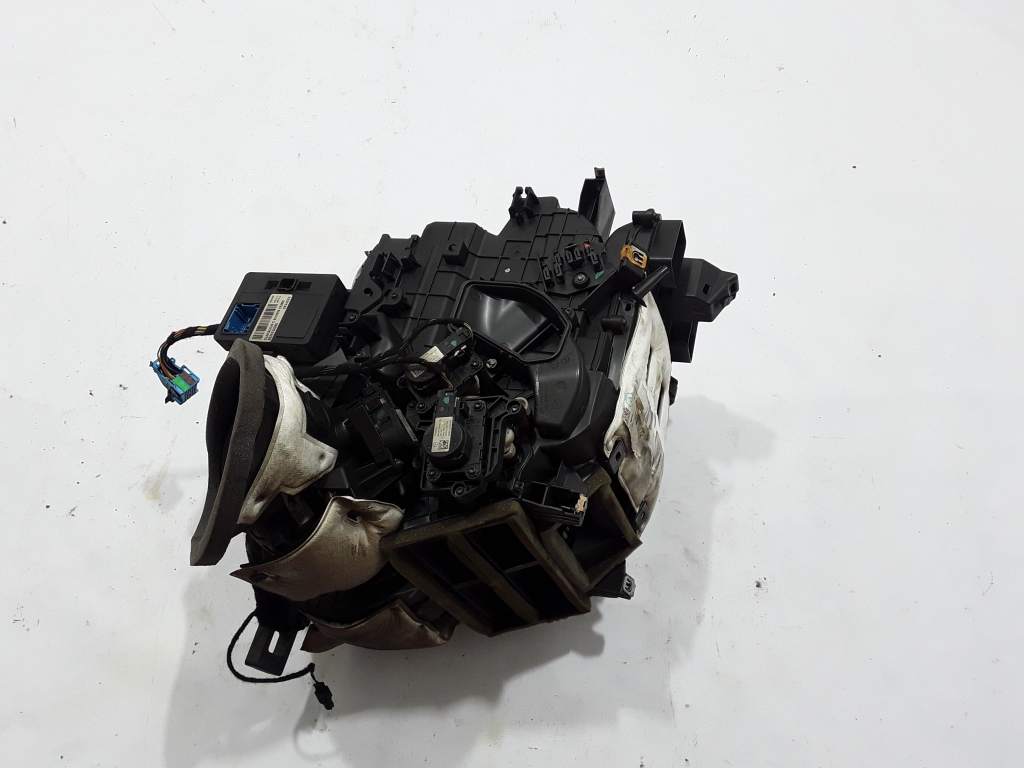 Used Peugeot 2008 Cabin shoulders and its details 9840568380