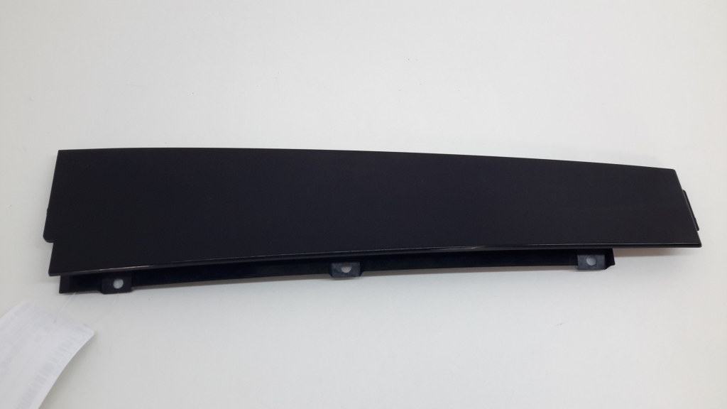 Used Mercedes Benz B-Class Other detail of the rear side door A2467320529