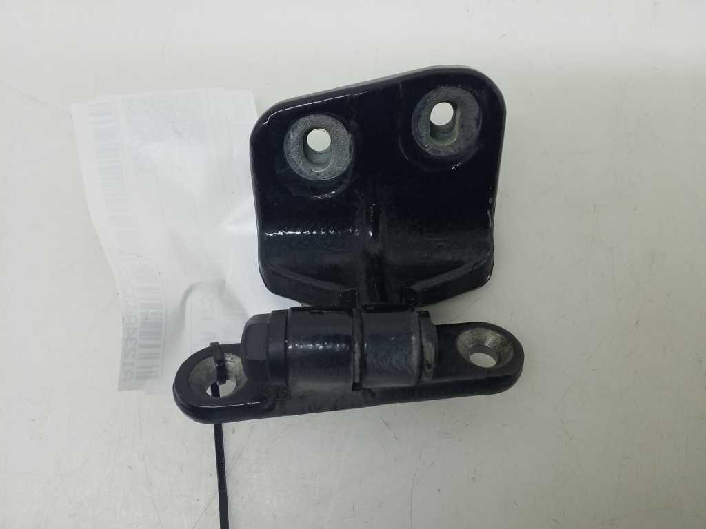 Naudotas Mercedes Benz S-Class Galinių šoninių durų vyris apatinis ...