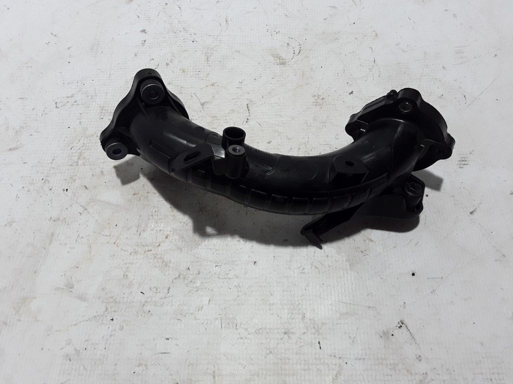 Naudotas Peugeot 2008 Oro paėmimo žarna 9813294880