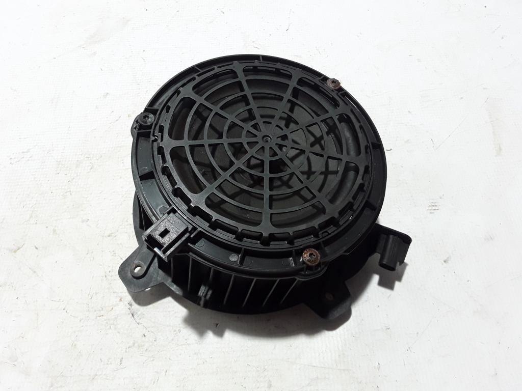 Used Peugeot 2008 Front door speaker 9818747880
