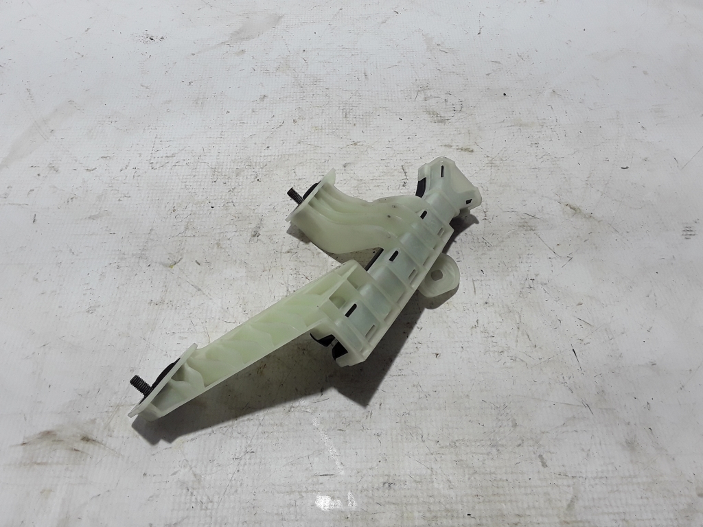 Used Peugeot 2008 Other detail of the rear side door 9825959580