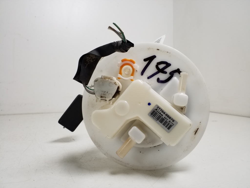 Used TOYOTA Yaris Fuel pump in the tank 77704-0D070
