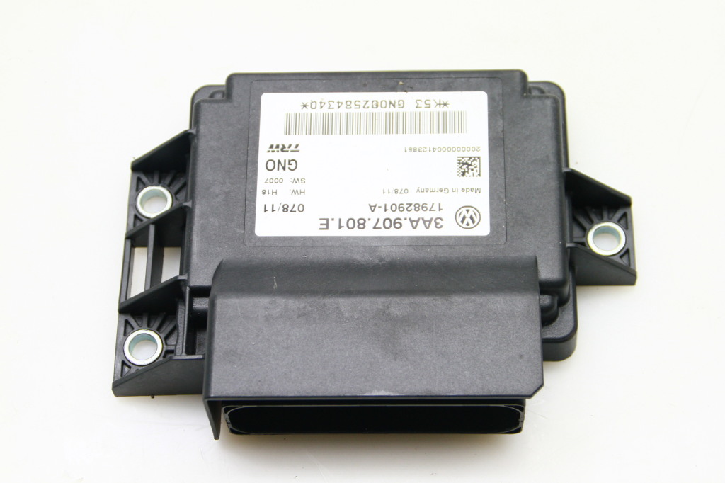Used Volkswagen Passat Electric handbrake control module 3AA907801E