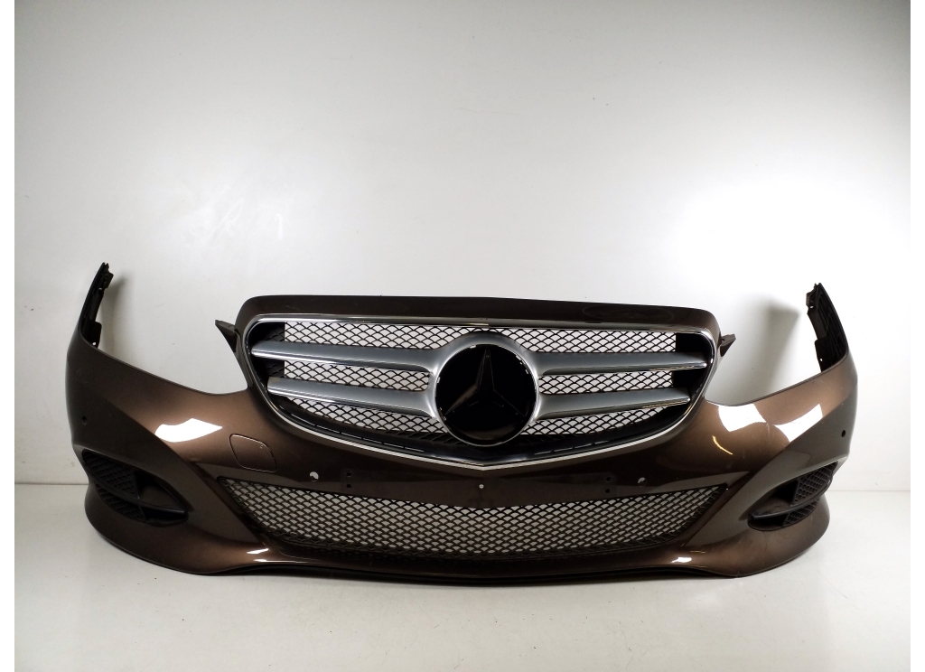 Used Mercedes Benz E-Class Front bumper and its parts (set)