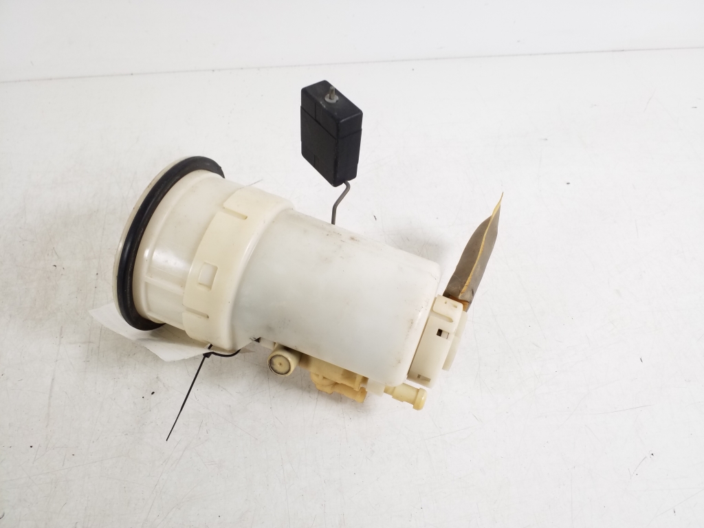 TOYOTA RAV4 2 generation (XA20) (2000-2006) In Tank Fuel Pump 21109673 ...