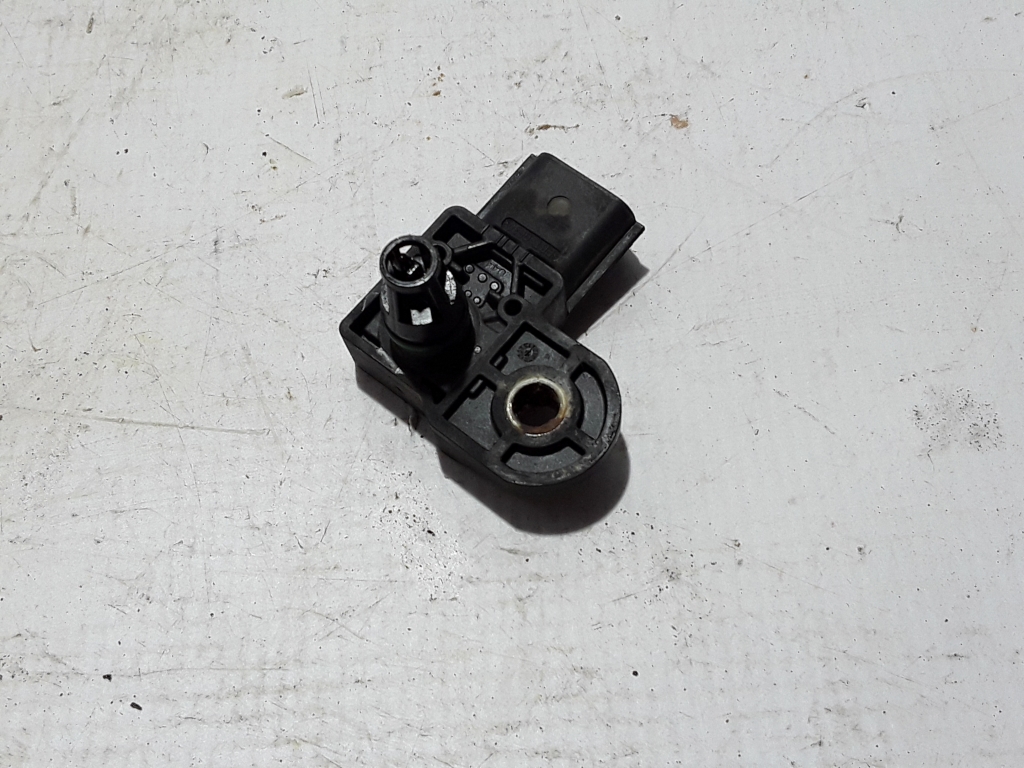 Used RENAULT Trafic Air pressure sensor 223659800R