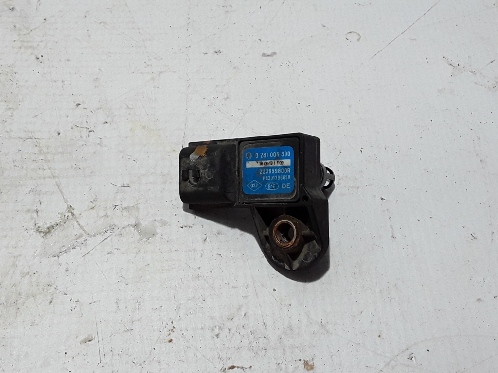Used RENAULT Trafic Air pressure sensor 223659800R