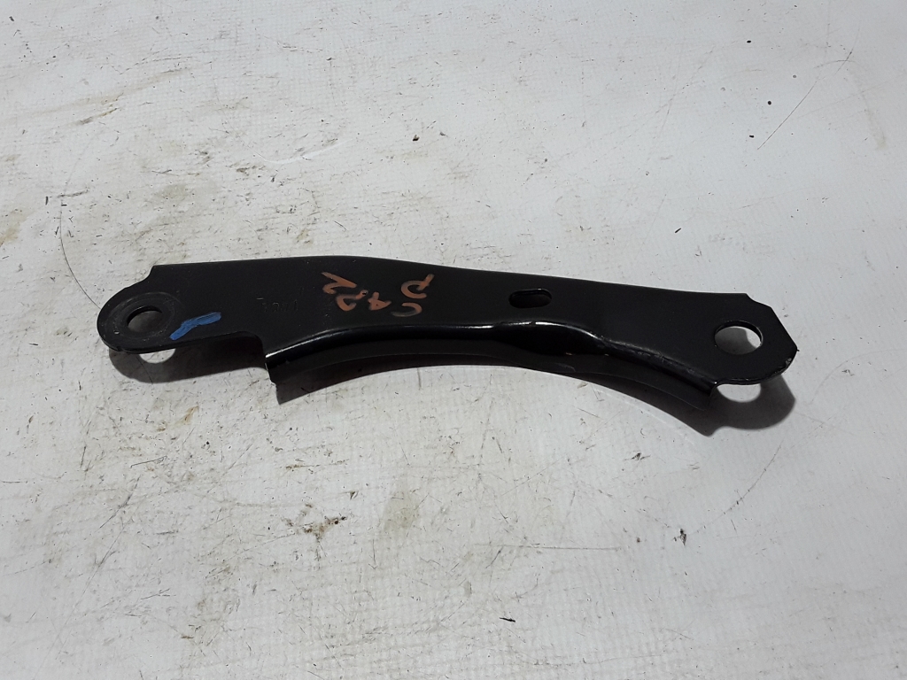 Used RENAULT Captur Front cross member bracket 25551R