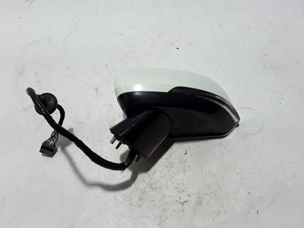 Used VOLVO S90 Side mirror and its details 31663290