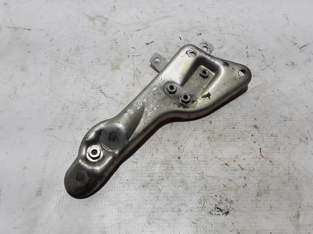 Used Mercedes Benz E-Class Holder next A6510901041