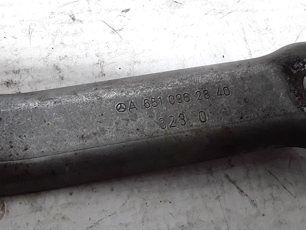 Used Mercedes Benz E-Class Turbine holder A6510962840