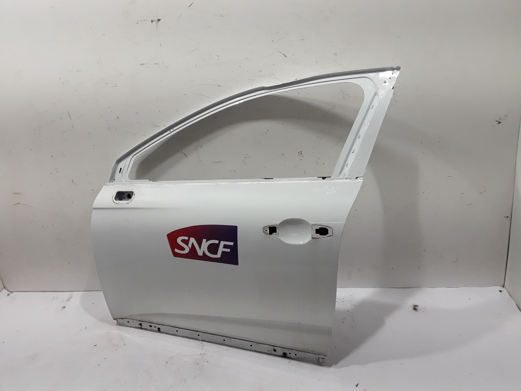 Used RENAULT Clio Front door 801117899R