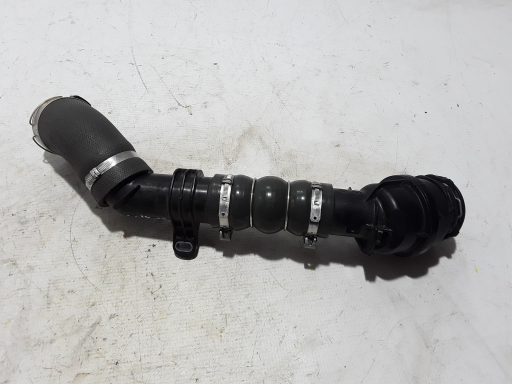 Naudotas RENAULT Clio Turbinos aušinimo vamzdis 144607512R