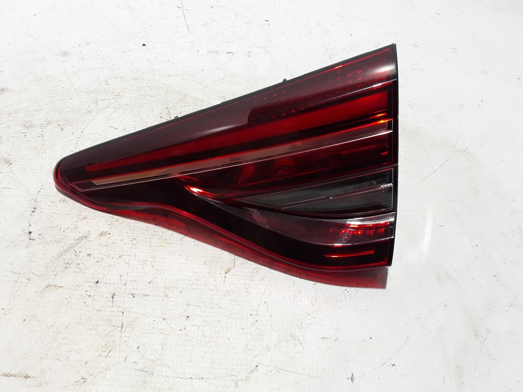 Used RENAULT Clio Rear light on cover 265504450R
