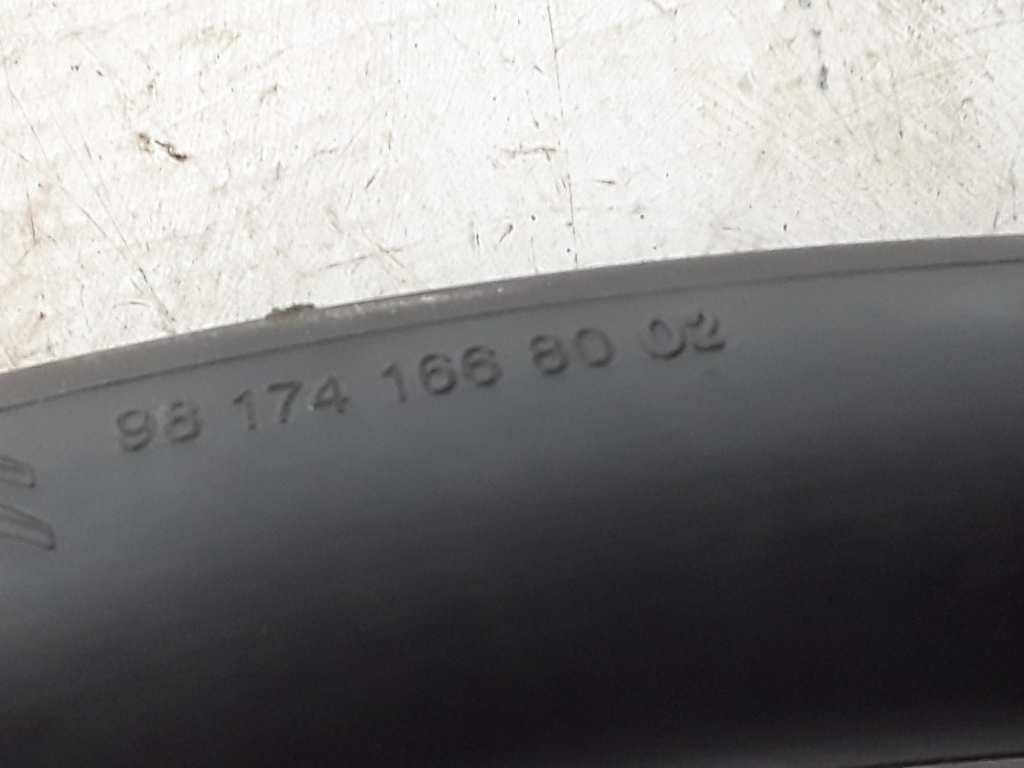 Used Peugeot 2008 Air intake hose 9817416680