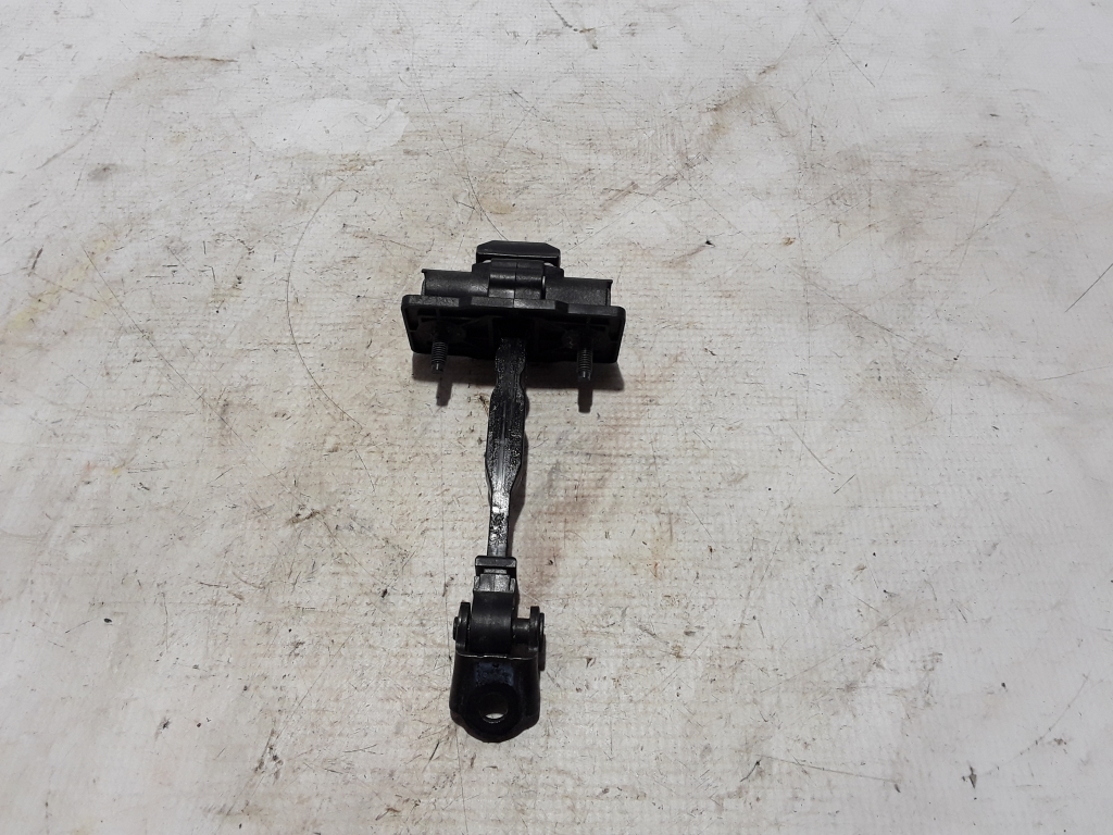 Used Peugeot 2008 Front door opening limiter 9820810880