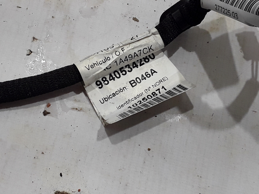 Naudotas Peugeot 2008 Laidai salono panelės 9840534280