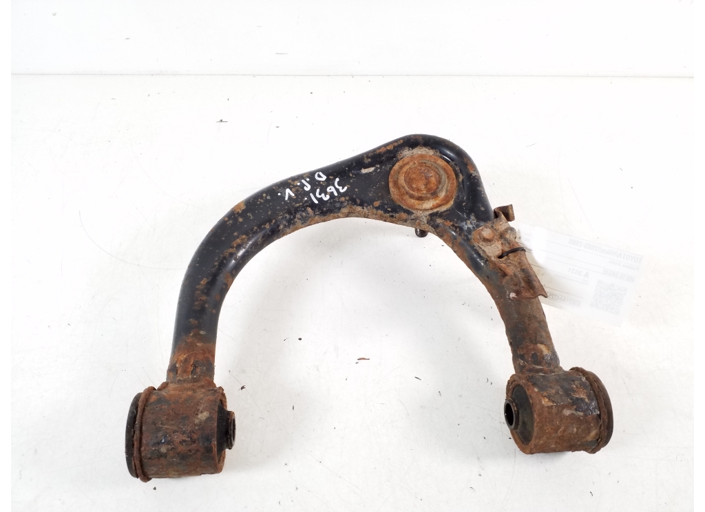 Used TOYOTA Hilux Front lever 48610-0K040