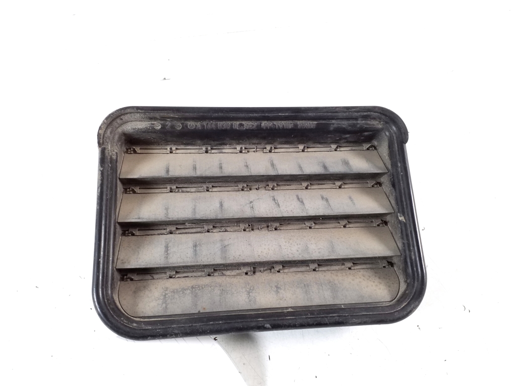 Used Mercedes Benz R-Class Rear wing ventilation grille A1648300442