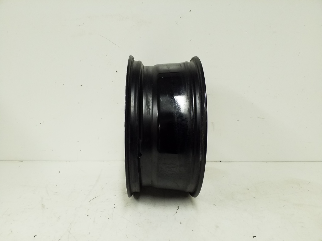 Used Mercedes Benz E-Class Rim A2134013700