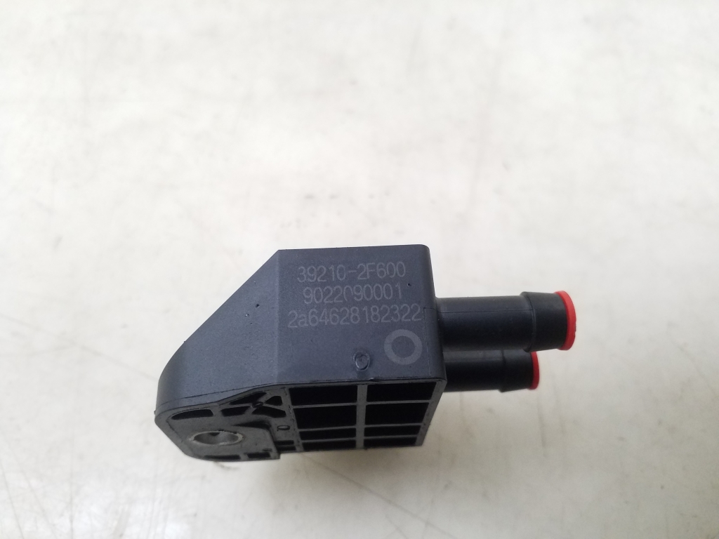 Used Kia Optima Air pressure sensor 392102F600