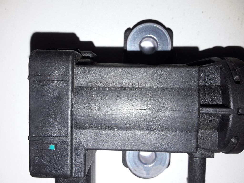 Used Ford Mondeo Solenoids 9808206880