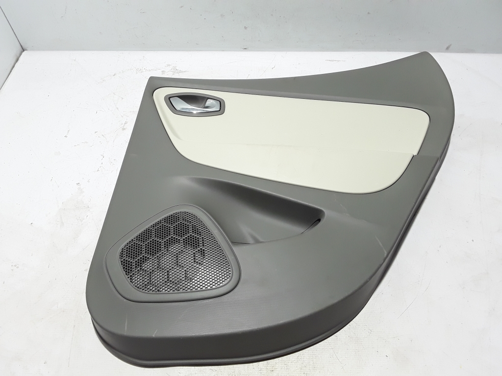 Used RENAULT Captur Upholstery of rear side doors 829A04072R